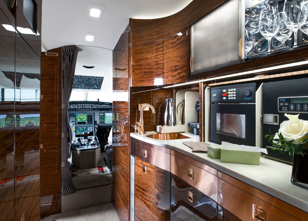 HOME - Atlas Jet Charter